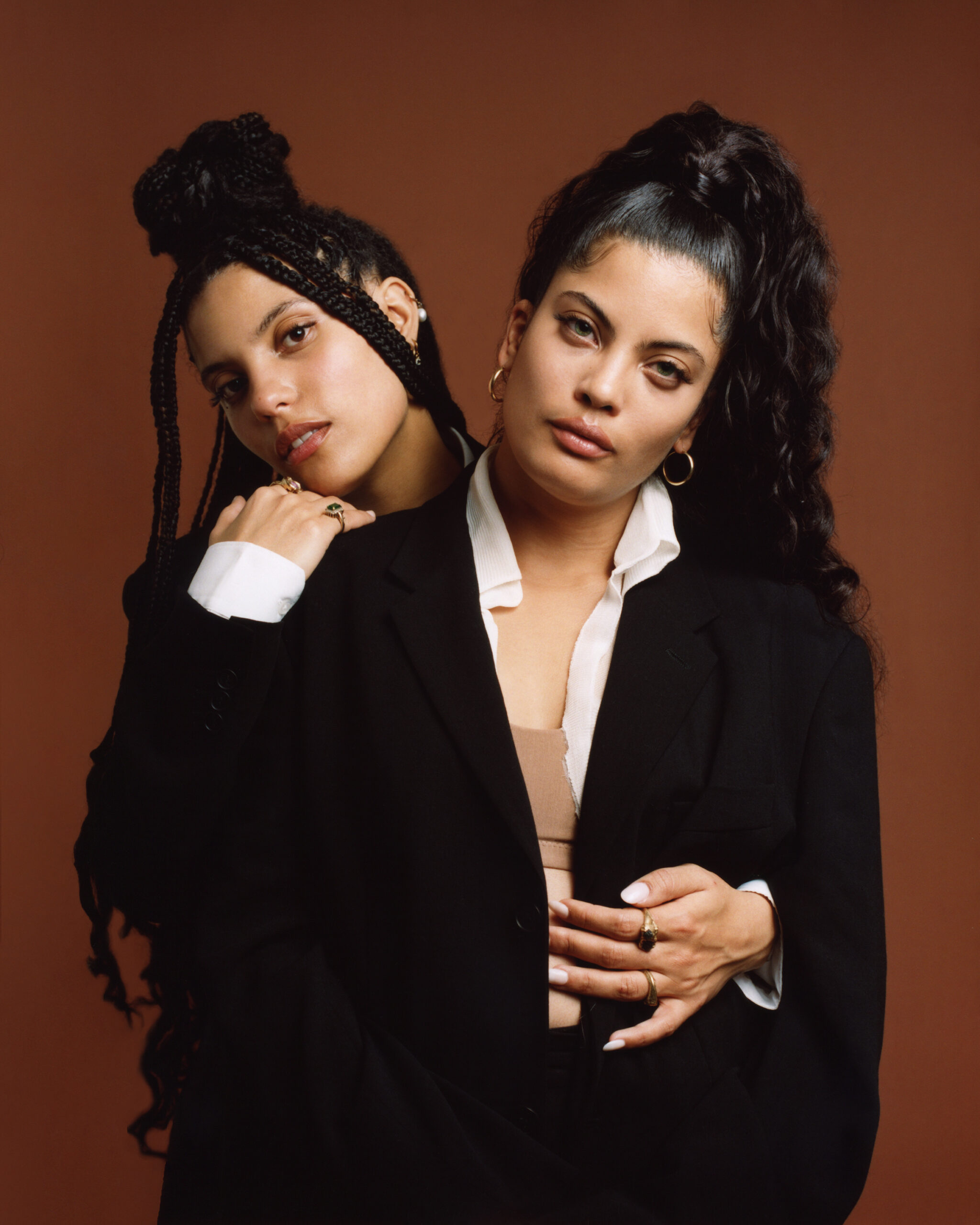 "I Enclose Magic": Ibeyi On Unity and Symbolism of "Spell 31" | NBHAP